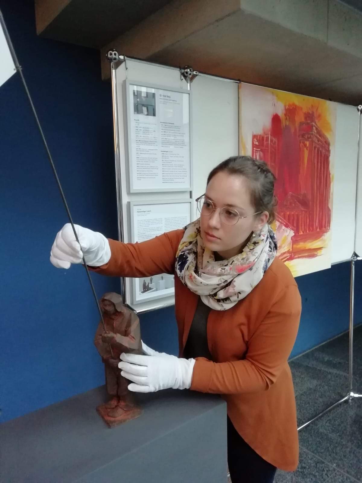 Vita Dipl. Restauratorin Rebecca Rothe - Restaurierungsatelier Rothe Burg